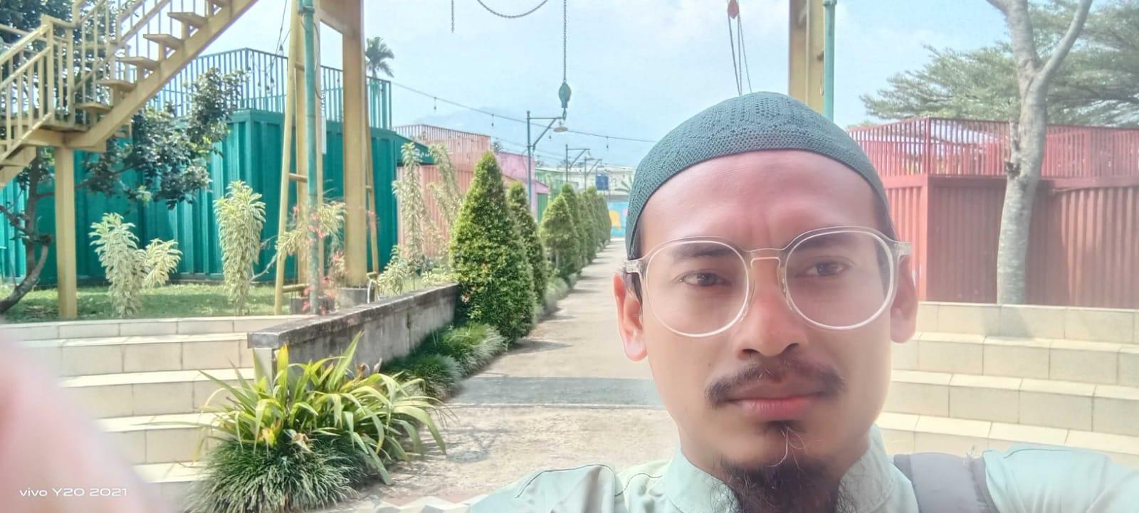 Muhammad Ilham Lc. - Uloom.id